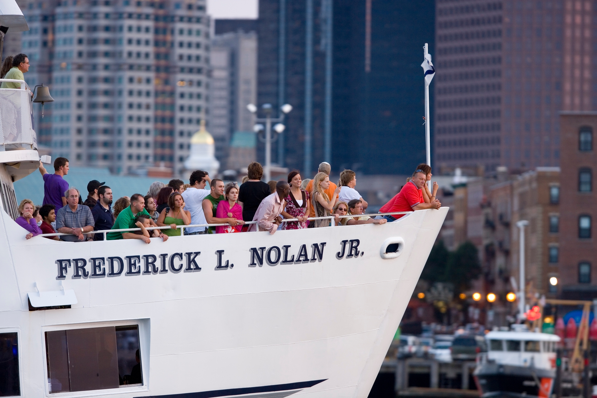 Boston Boat Cruise - Boston Harbor Tour