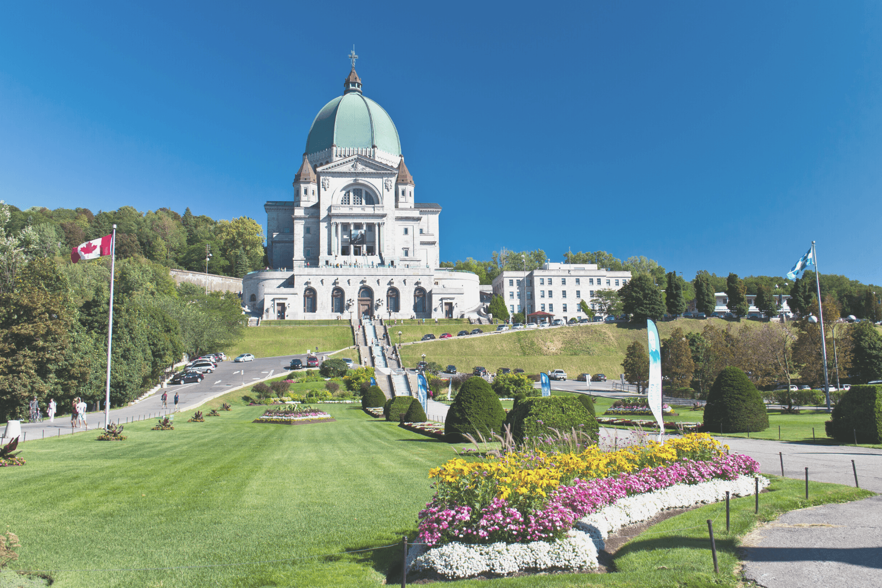 Things to Know Before Visiting the Montreal's Mount Royal Lookout - See ...