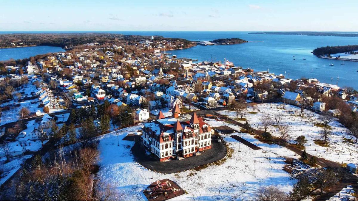 Visiting Sydney, Nova Scotia in January - See Sight Tours